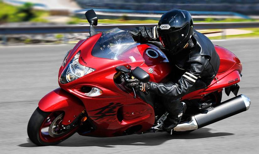 Drag Race: Kawasaki Ninja ZX-14R vs Suzuki Hayabusa