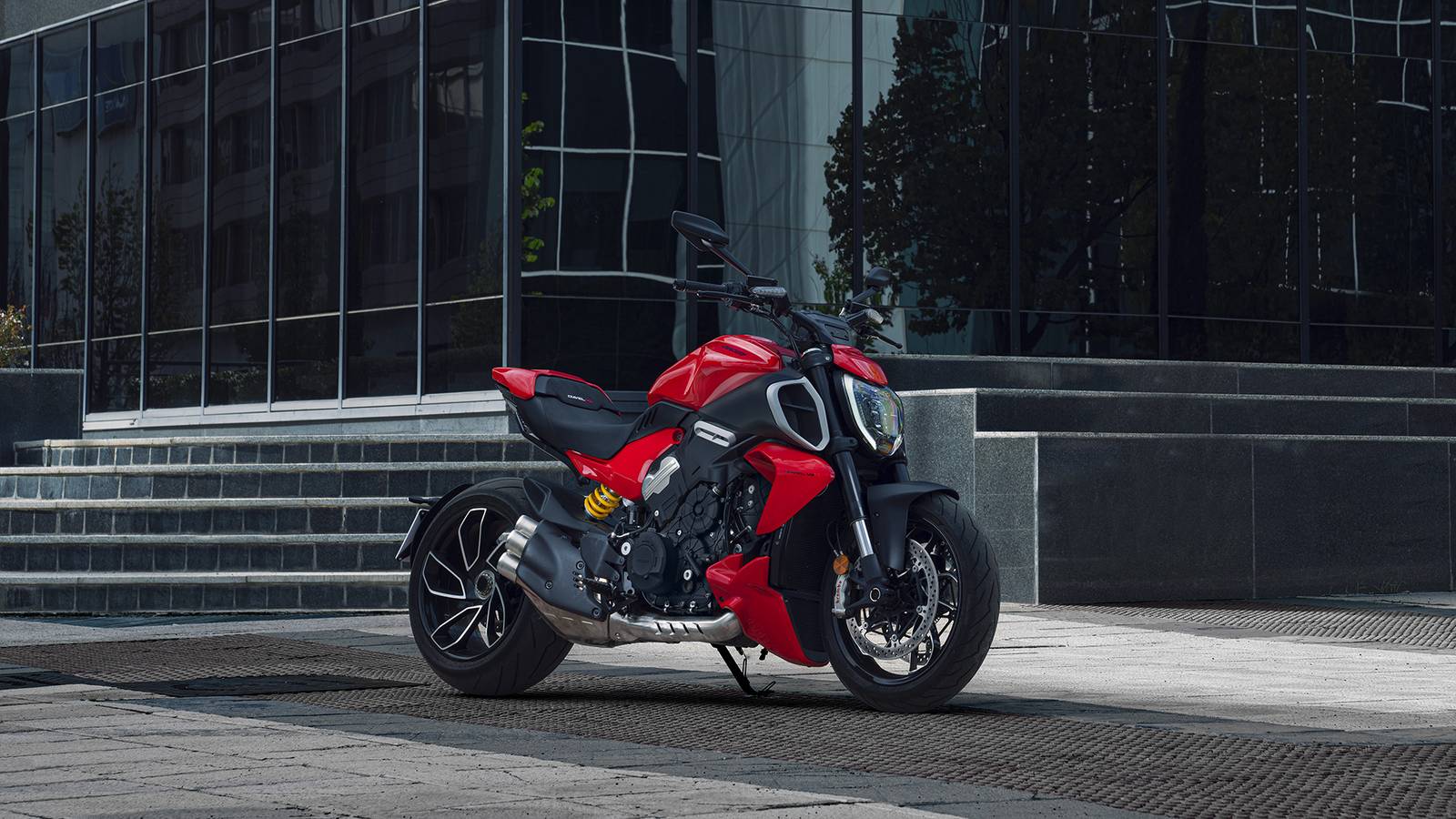 10 Best Motorcycle Color Schemes