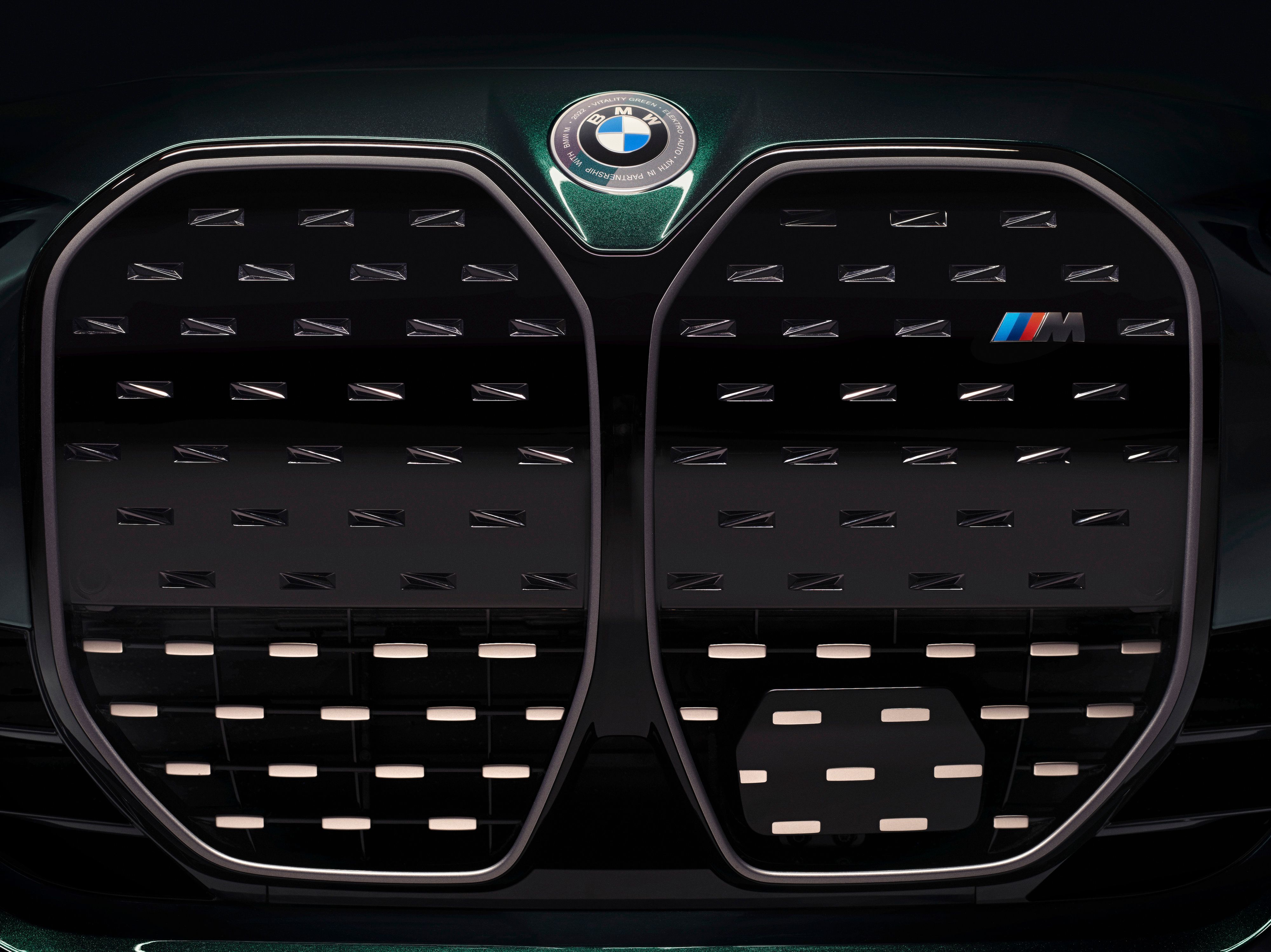This BMW i4 M50 Pays Tribute to BMW's First Electric Car, 1602 Elektro ...