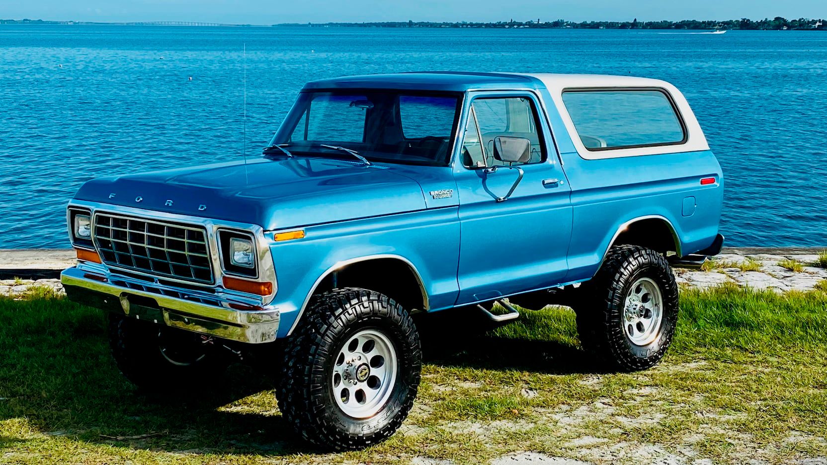 Ford Bronco 1980 Convertible