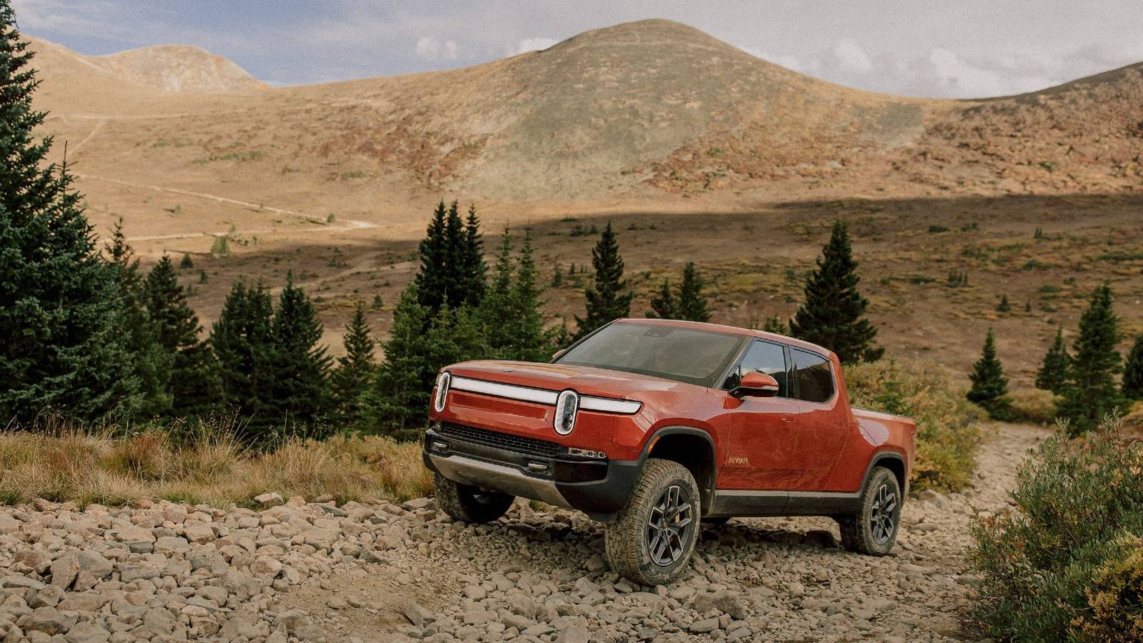 The Rivian R1T Is Considered The Most Off-Road Capable Electric Pickup ...