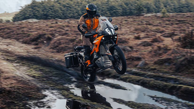 Best Adventure Bikes Under $15000