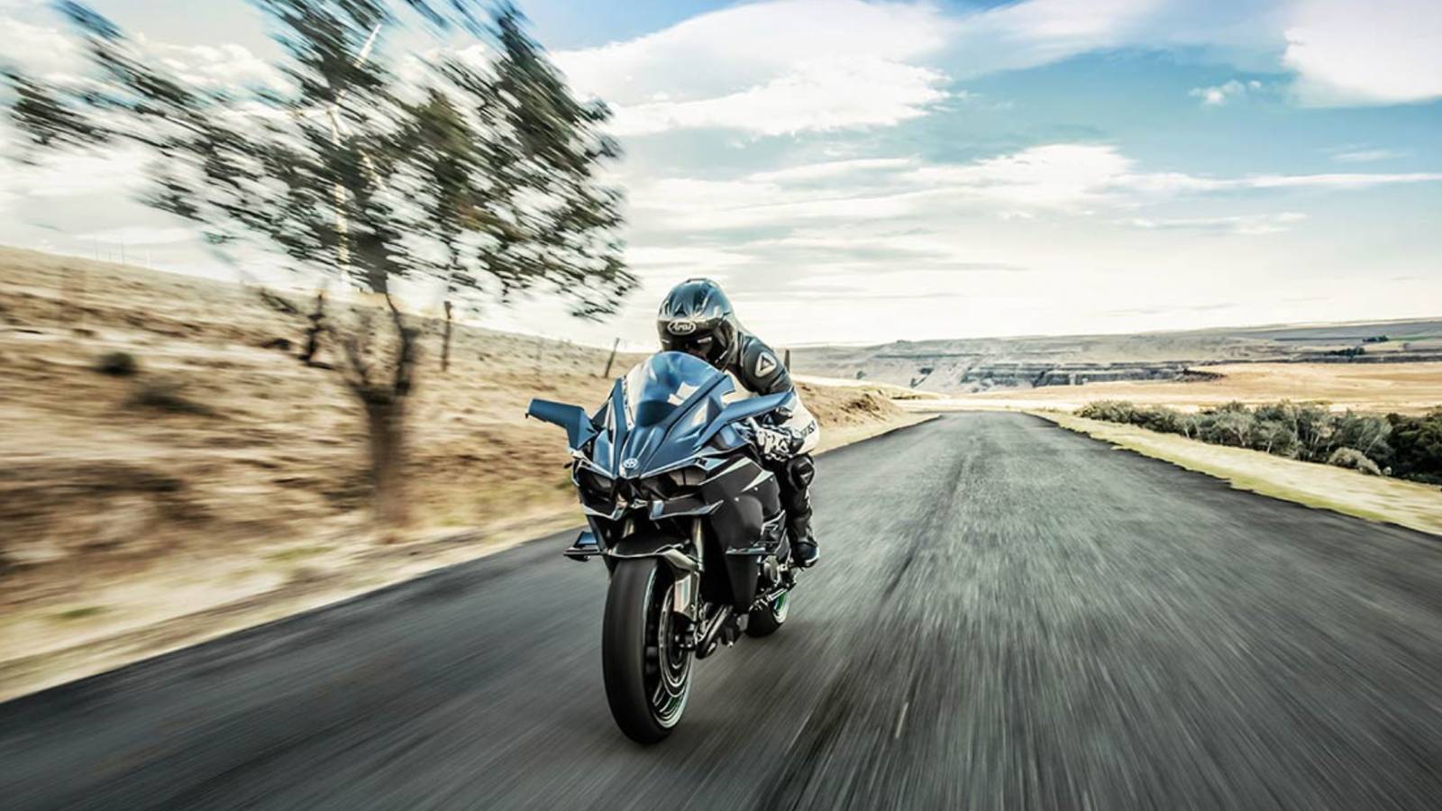 Why The Kawasaki Ninja H2R Stands Alone In The World Of Modern Superbikes