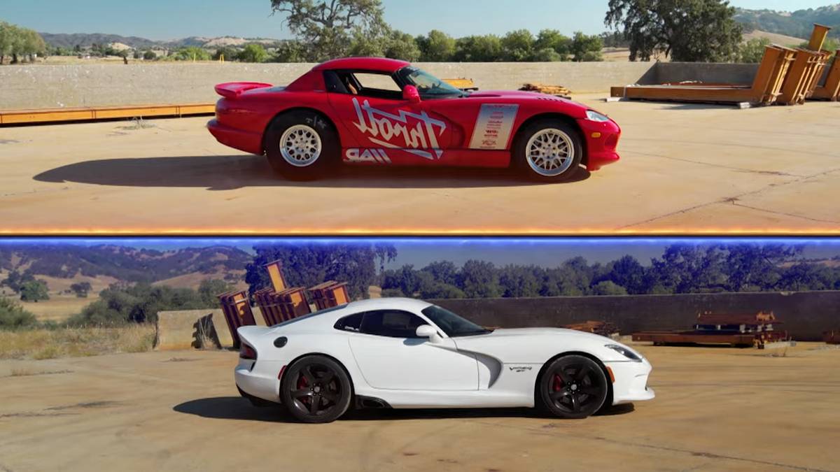 Watch As A Hellcat Redeye-Swapped 2001 Dodge Viper RT/10 Takes On A ...