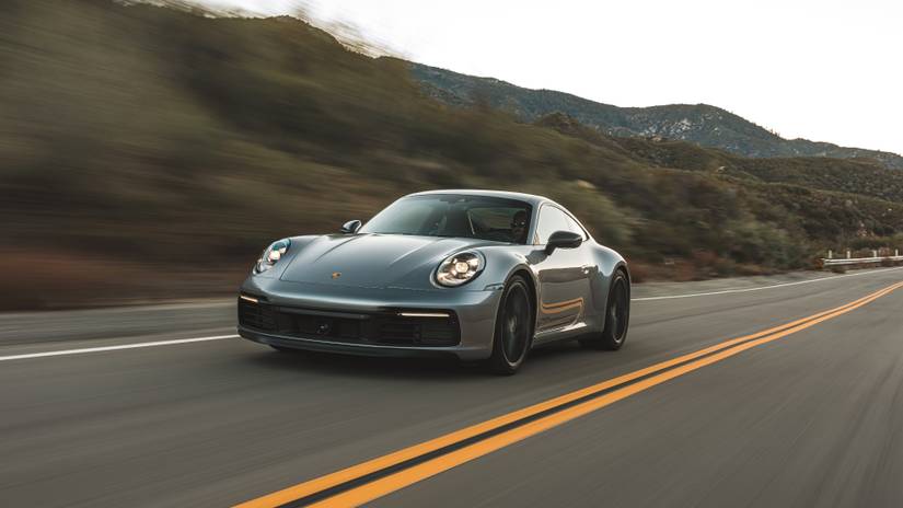 10 Things That Make The Porsche 911 A Truly Iconic Car