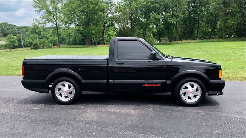 How the GMC Syclone Paved The Way For Performance Trucks