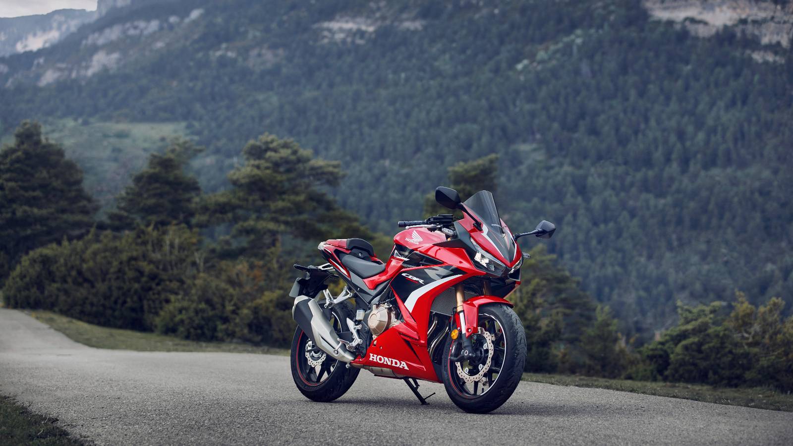 10 Middle-Weight Sport Bikes For The Casual Rider