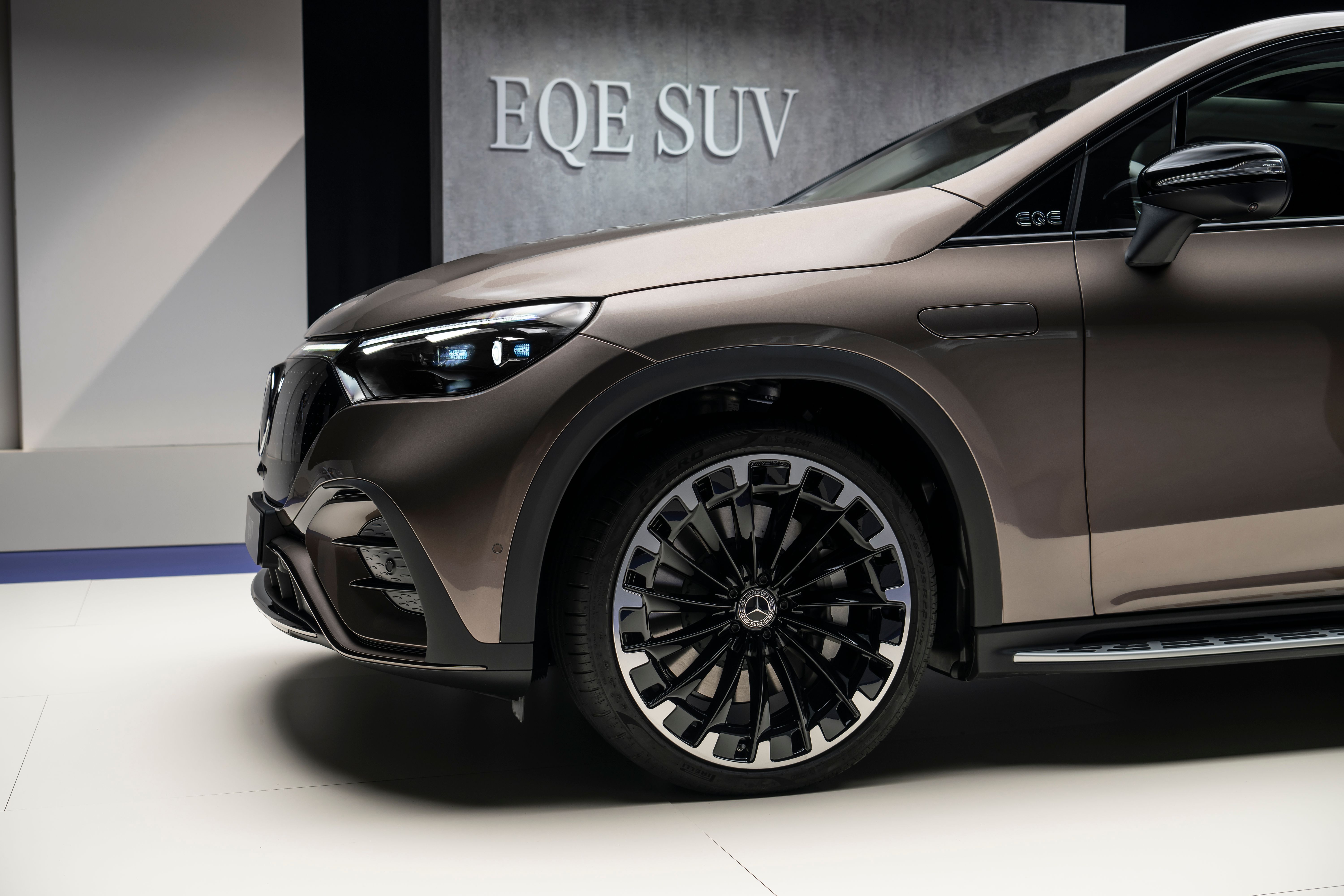 10 Reasons How The Mercedes EQE SUV Is Setting The Bar For Luxury SUVs