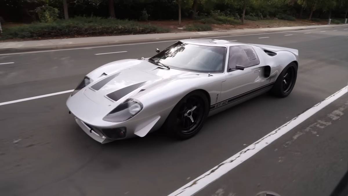 Superformance Ford GT40 Bridges Classic And Modern With Supercharged Power