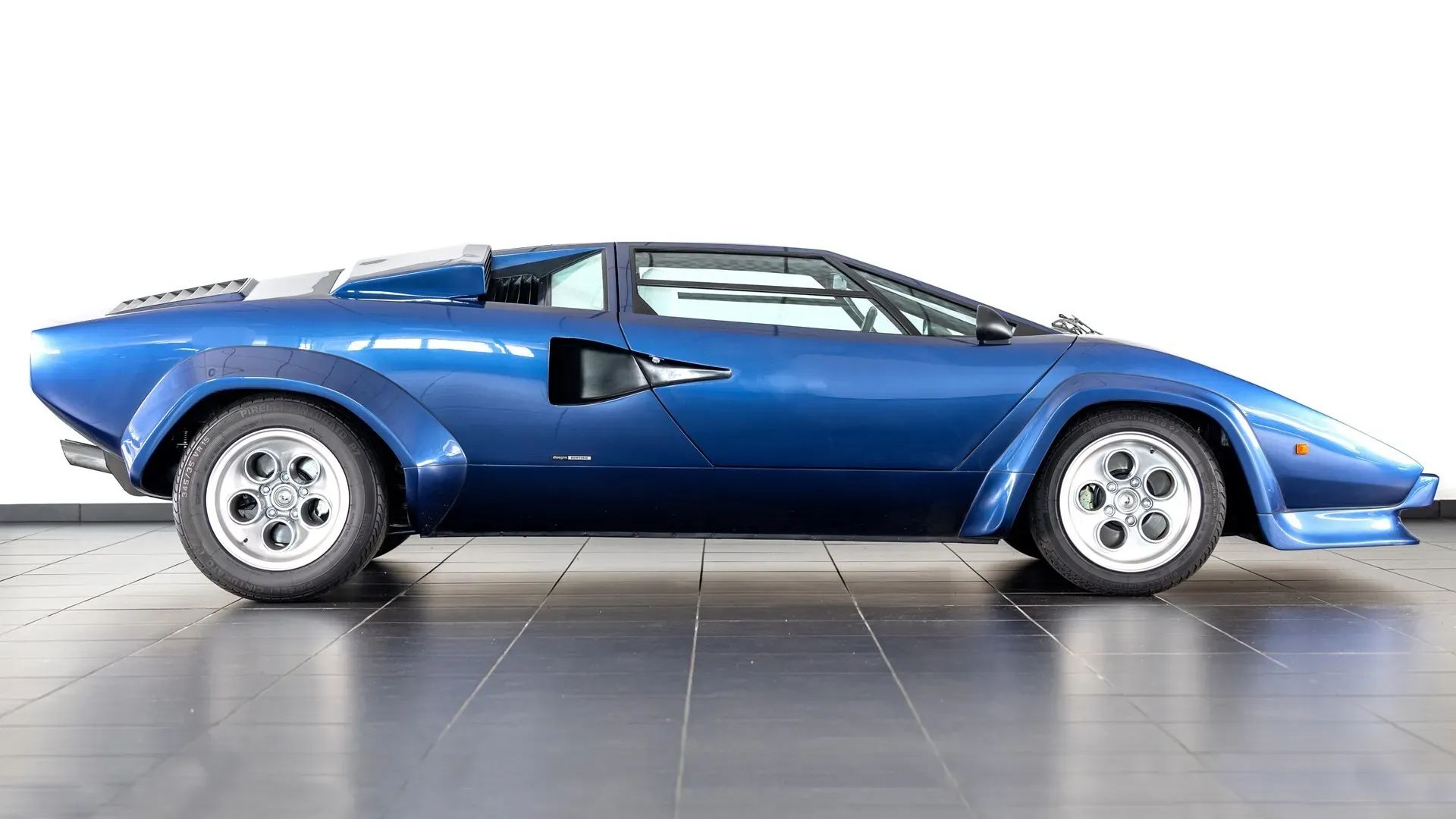 Wedge Era Wonders: 10 Angular Cars That Changed Design Forever