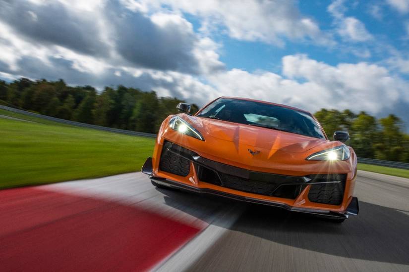 Chevy Corvette C8 Overtakes C7 in Sales, Becoming Fifth Best-Selling ...