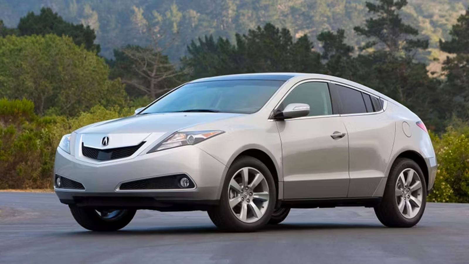 The 2010 Acura ZDX Gave The BMW X6 A Run For Its Money