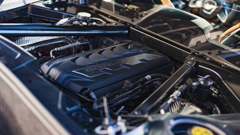 corvette stingray 2024 engine