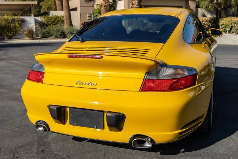 The 996-generation Porsche 911 Turbo Is An Impressive Sports Car