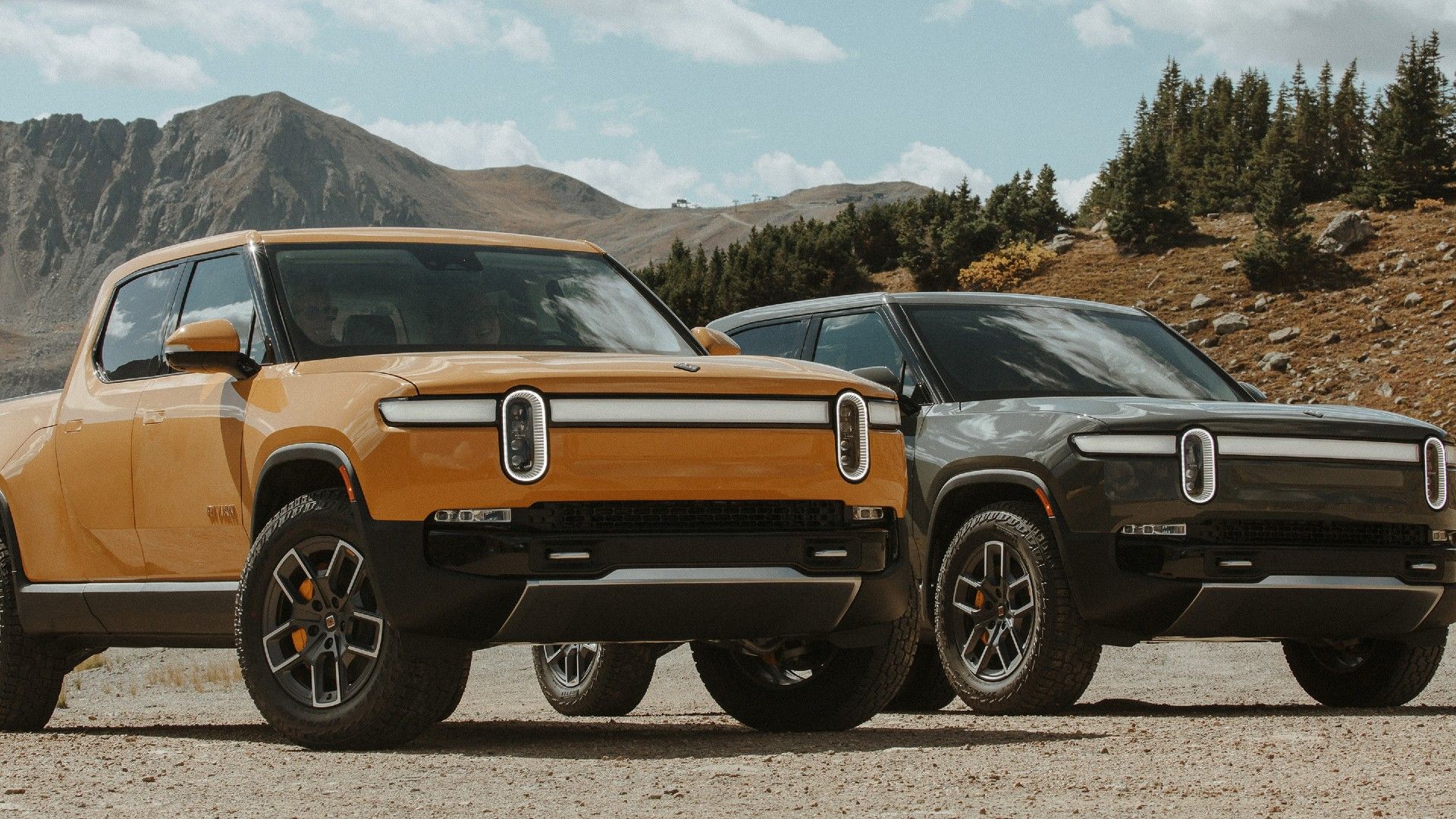 Rivian R1S | TopSpeed
