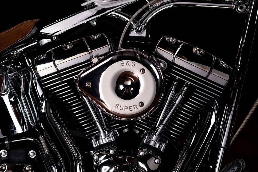 This Custom Harley-Davidson Softail Slim Invokes Some Serious American ...