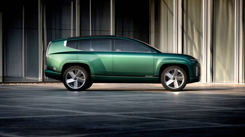 Why The Hyundai Ioniq 7 Is The Electric SUV To Beat In 2025