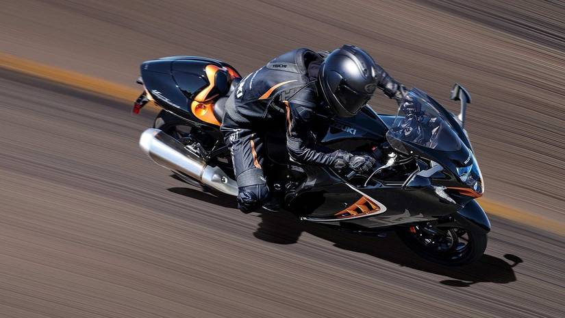 Here's Why You Should (And Shouldn't) Buy The New Suzuki Hayabusa