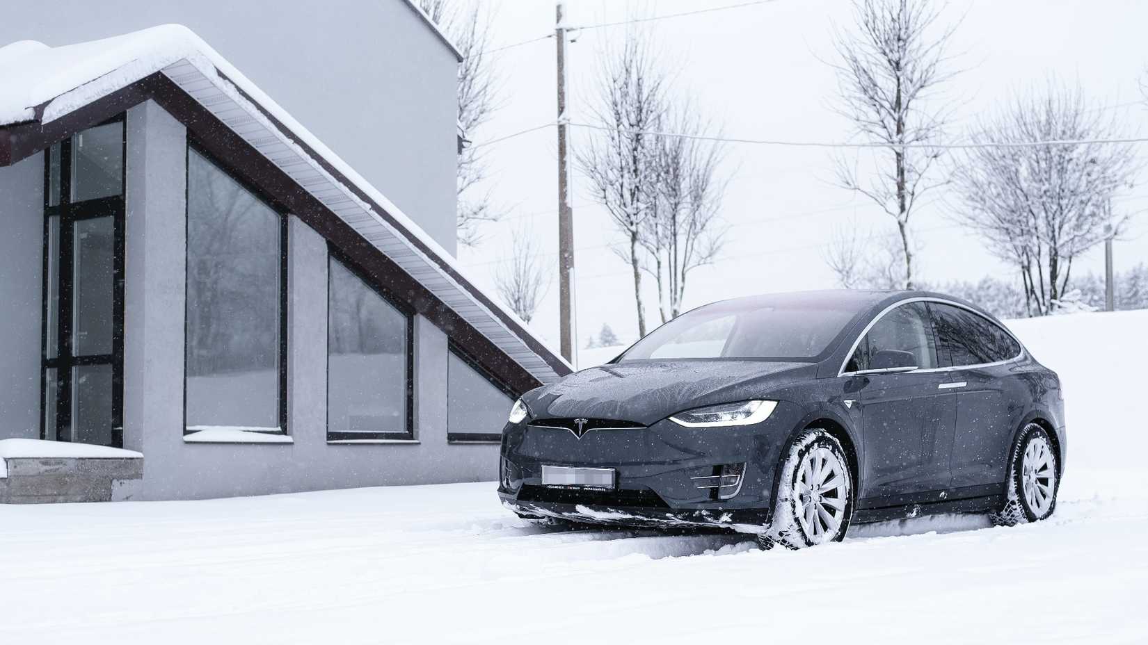 10 EVs That Are Perfect For Cold Climates