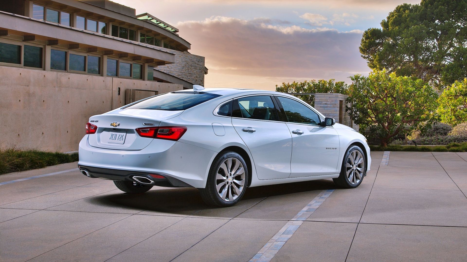 2016-2022 Chevrolet Malibu: Performance, Price And Photos
