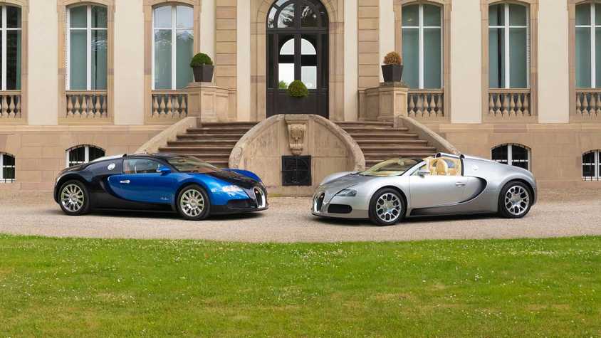 Watch How the $21,000, 27-Hour Oil Change is Done on a Bugatti Veyron