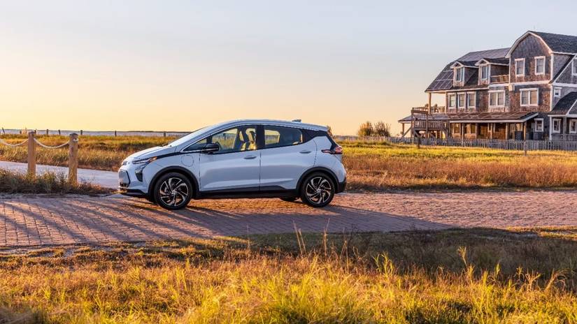 2023 Chevrolet Bolt EV vs Bolt EUV - Which One Should You Go For?