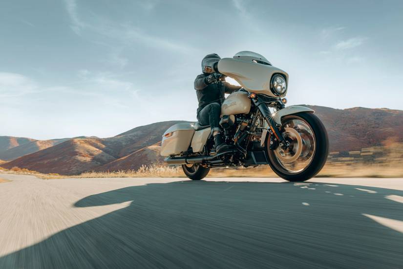 10 Safety Tips While Riding A Motorcycle On The Highway