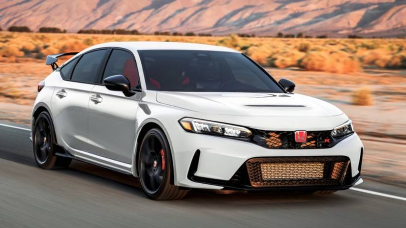 10 Best High-Performance Cars That You Can Daily