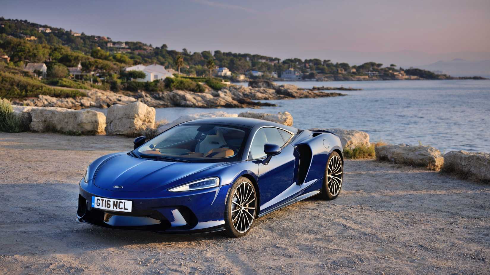 50 Fastest Cars In World, Ranked Based On Top Speed