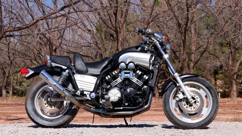10 Classic Motorcycles Known For Impressive Acceleration
