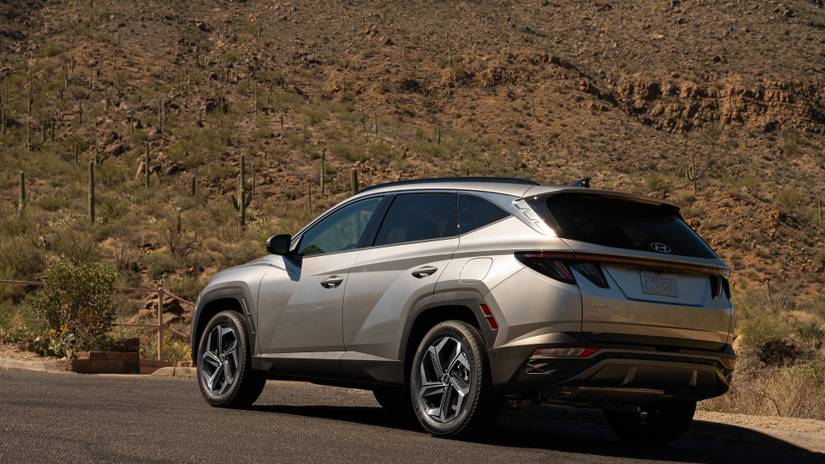 Kia Sportage vs Hyundai Tucson: Which Plug-in Hybrid SUV Should You Buy?