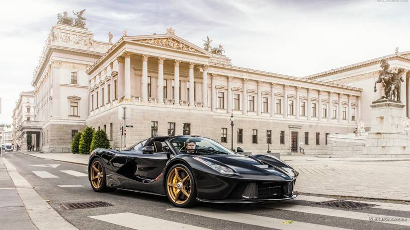 10 Things You Should Know About The Ferrari LaFerrari