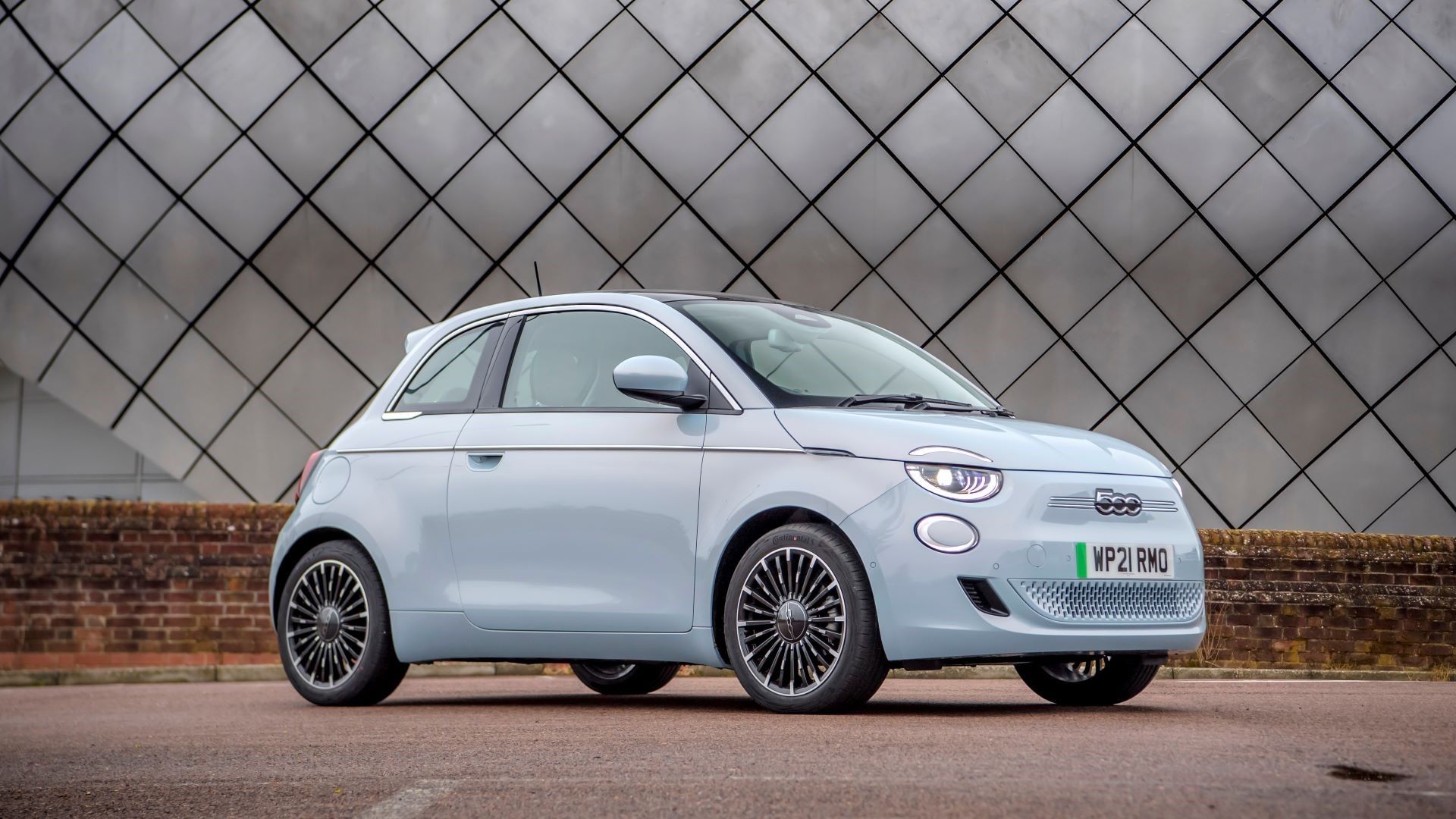10 Used Electric Cars To Avoid With Poor Range