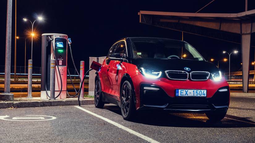 Range Anxiety: What It Is, Why You Have It, And Why It Shouldn't Matter