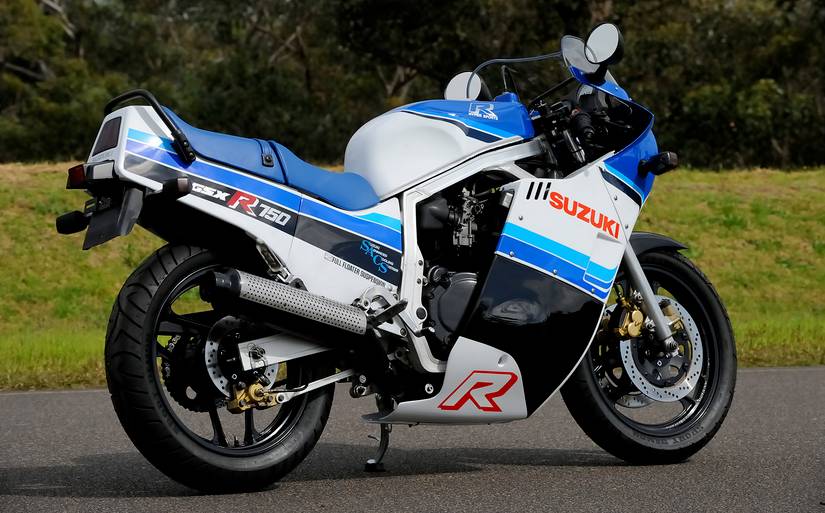 The 10 Best High-Performance Suzuki Motorcycles Ever Made