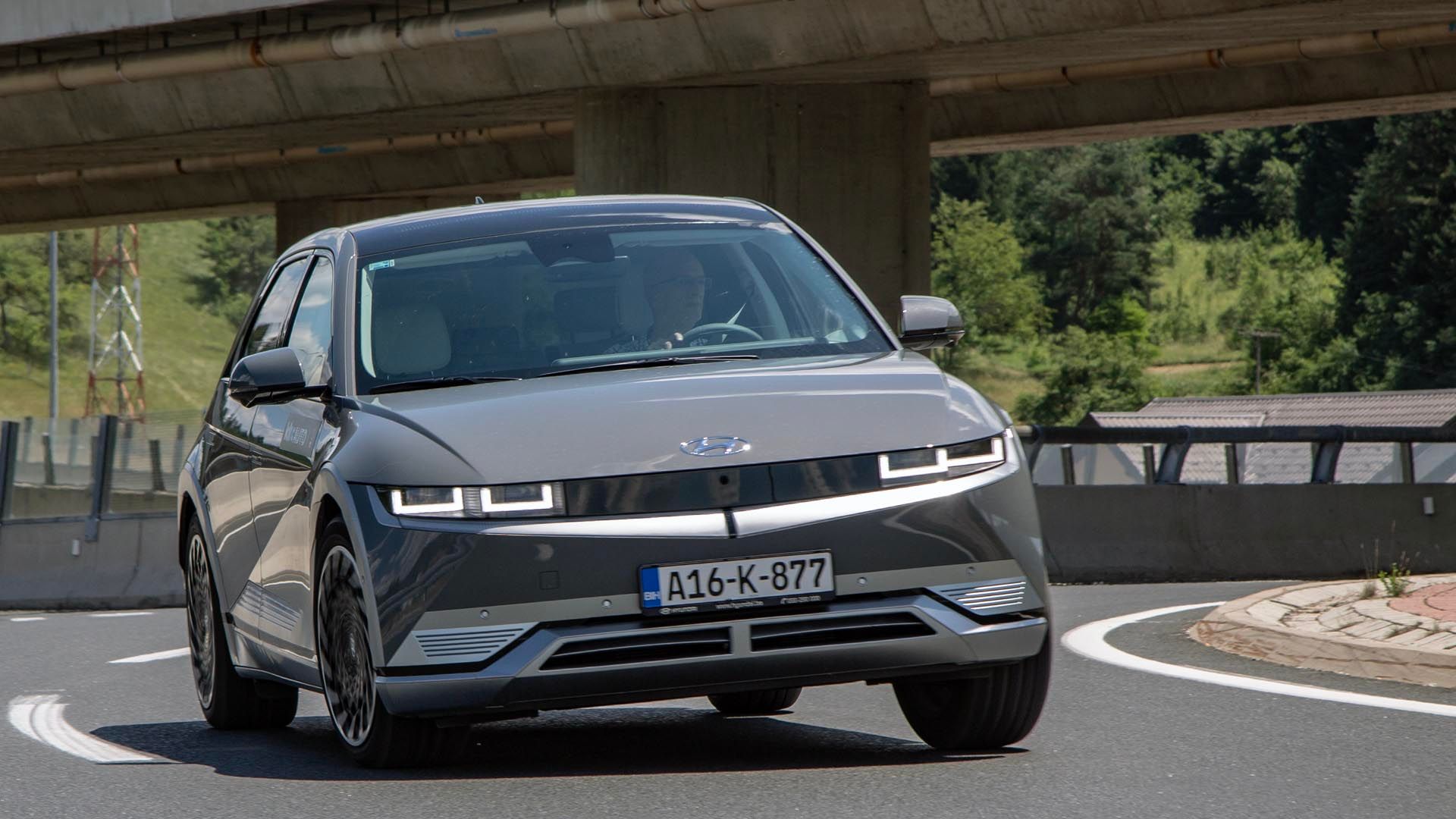 10 Electric Crossovers And SUVs That Are Perfect For Long Road Trips