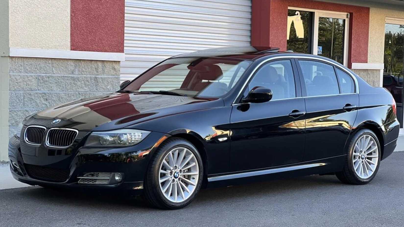 Why ICE Fans Are Snapping Up Older BMWs Right Now