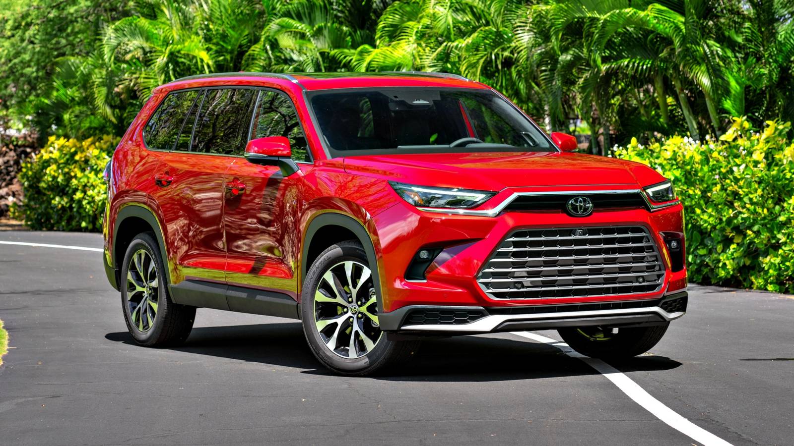 Here's How Much A Fully Loaded Toyota Grand Highlander Costs