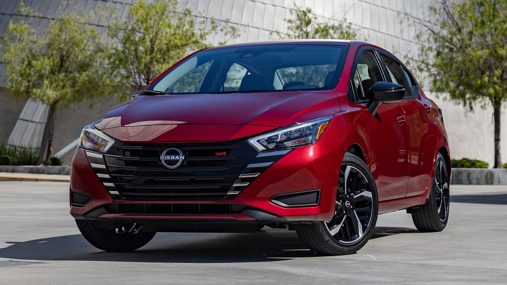 17 Non-Hybrid Cars With The Best Fuel Efficiency