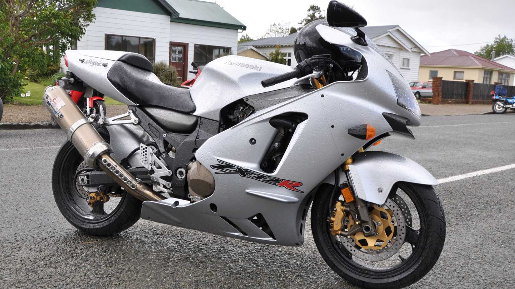 10 Old Bikes That Still Slap Harder Than Most New Bikes