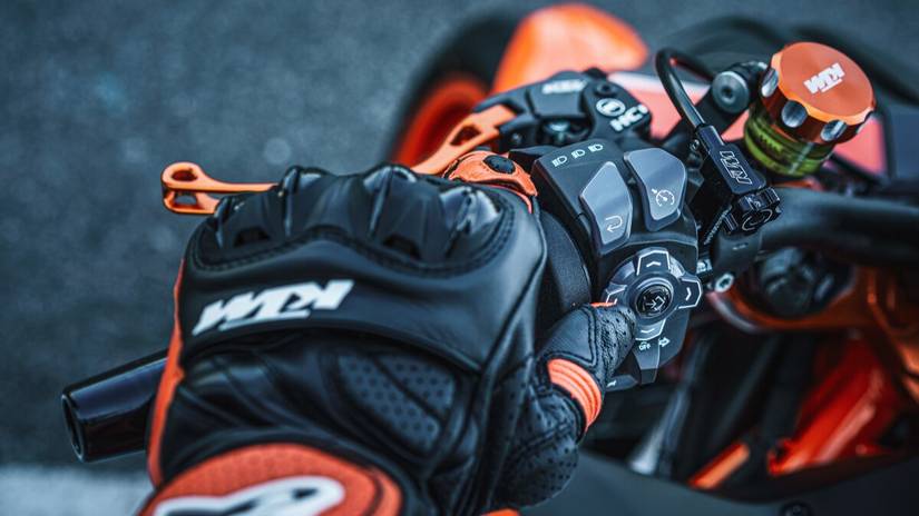 Check Out The 2024 KTM 1290 Super Duke R