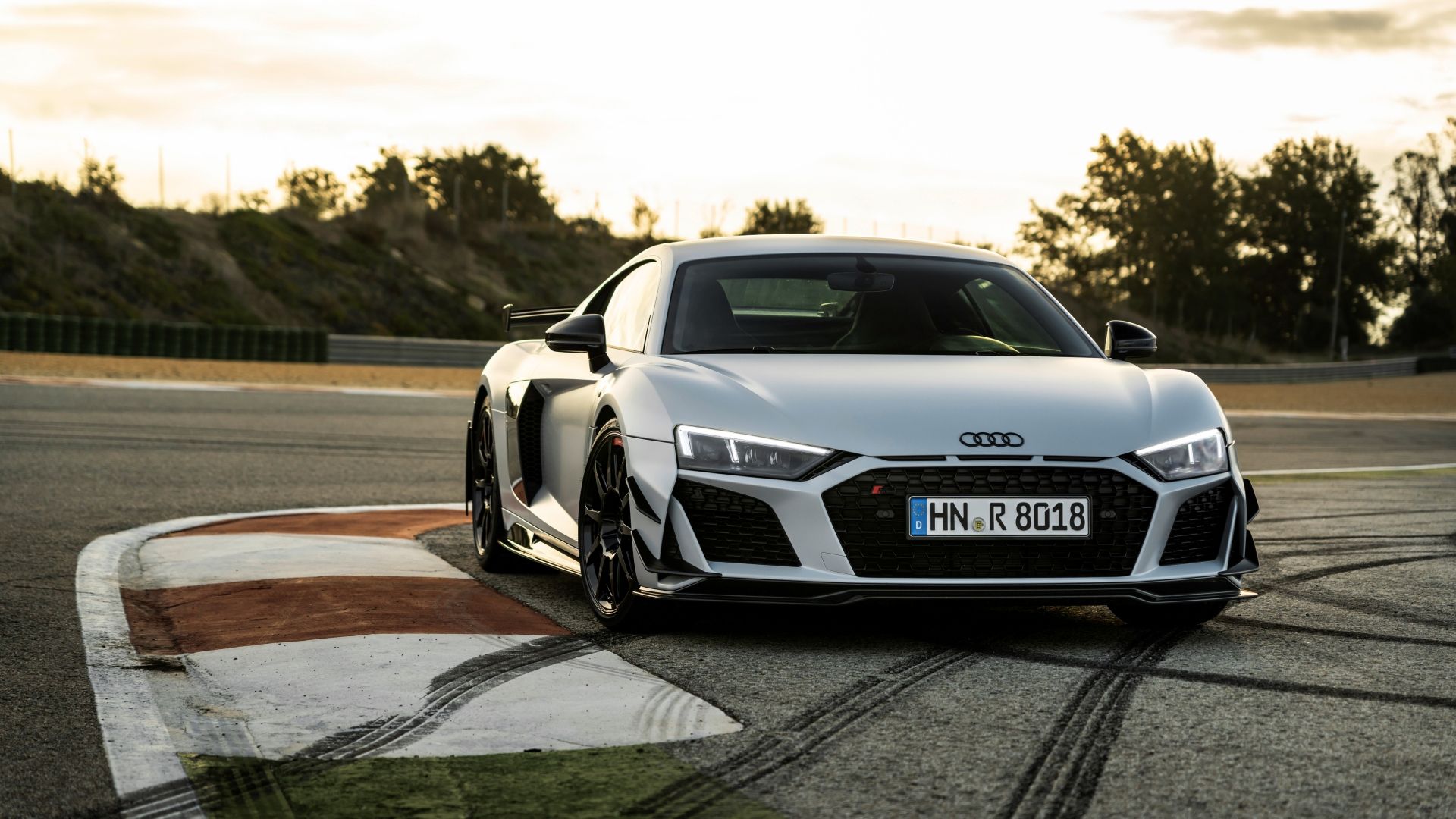 10 Impressive Alternatives To The Porsche 911