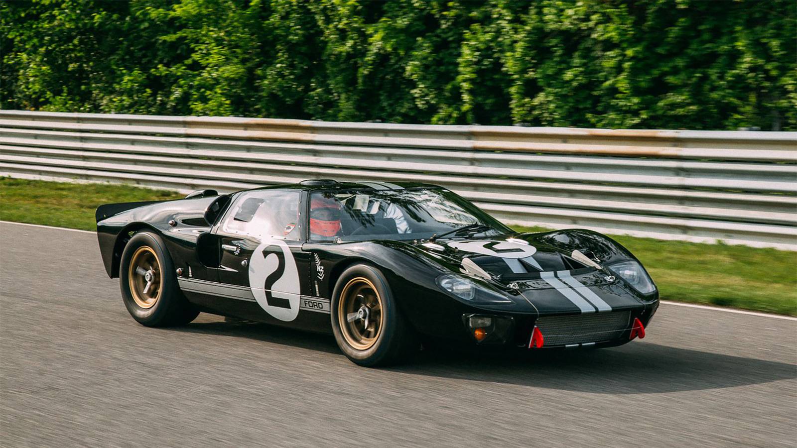 How The Ford GT40 Became The Blueprint For American Supercars