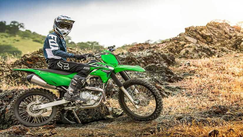 Top 10 Four-Stroke Dirt Bikes Worth Every Penny