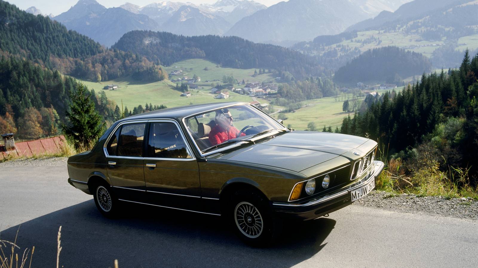 E23 BMW 7 Series: A Timeless Classic That Was Well Ahead Of Its Time