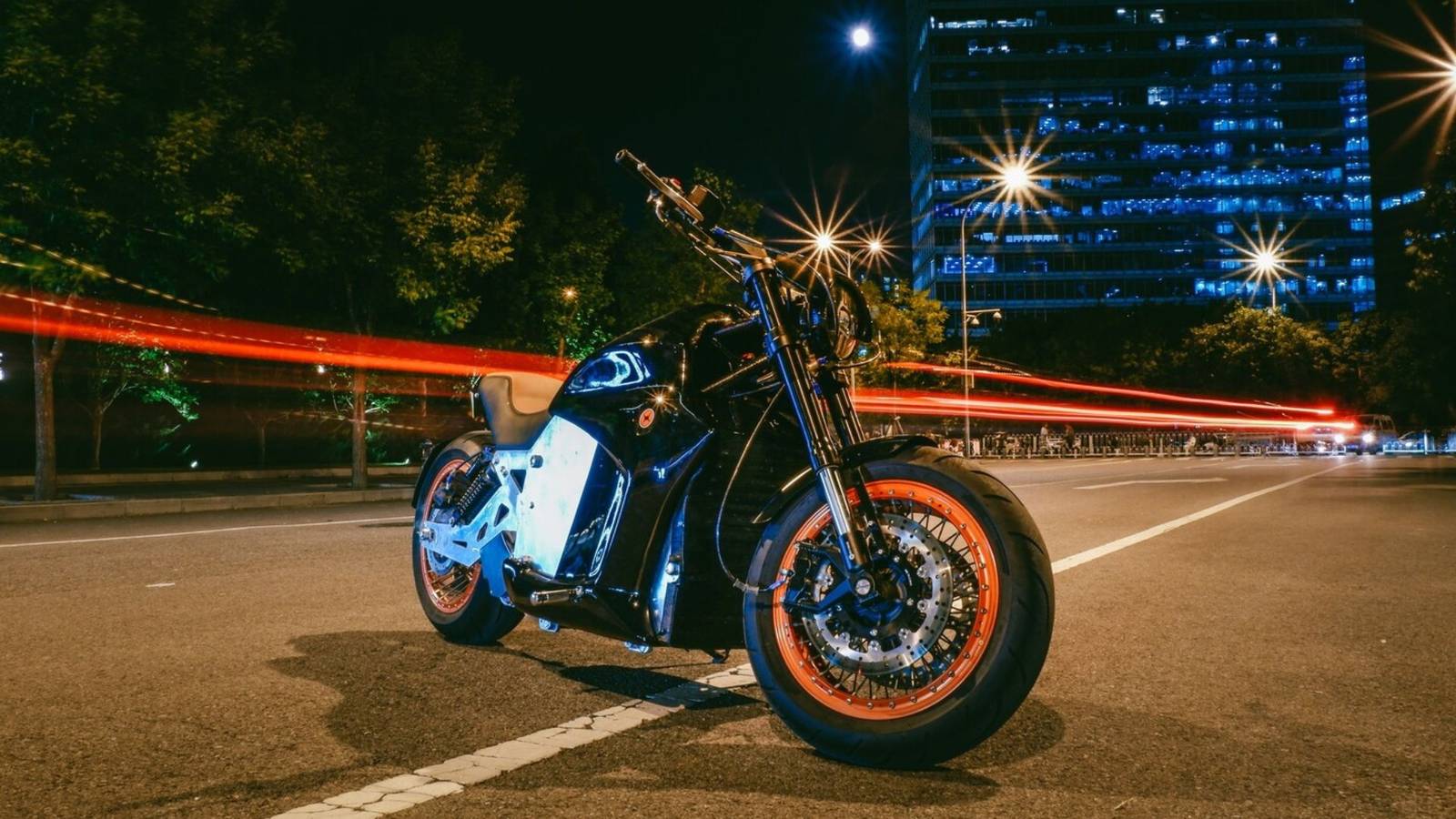 10 Things We Like About The Evoke 6061-GT