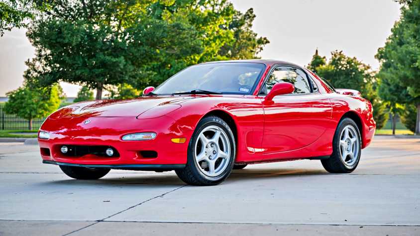 Here's How Much The Mazda RX-7 Is Worth Today