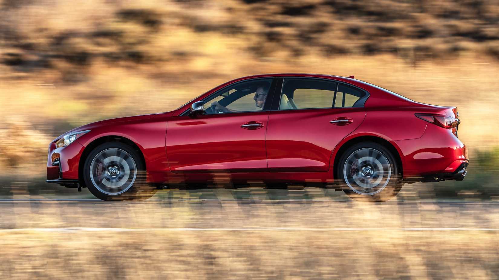 10 Brand-New Cars With Outdated Technology