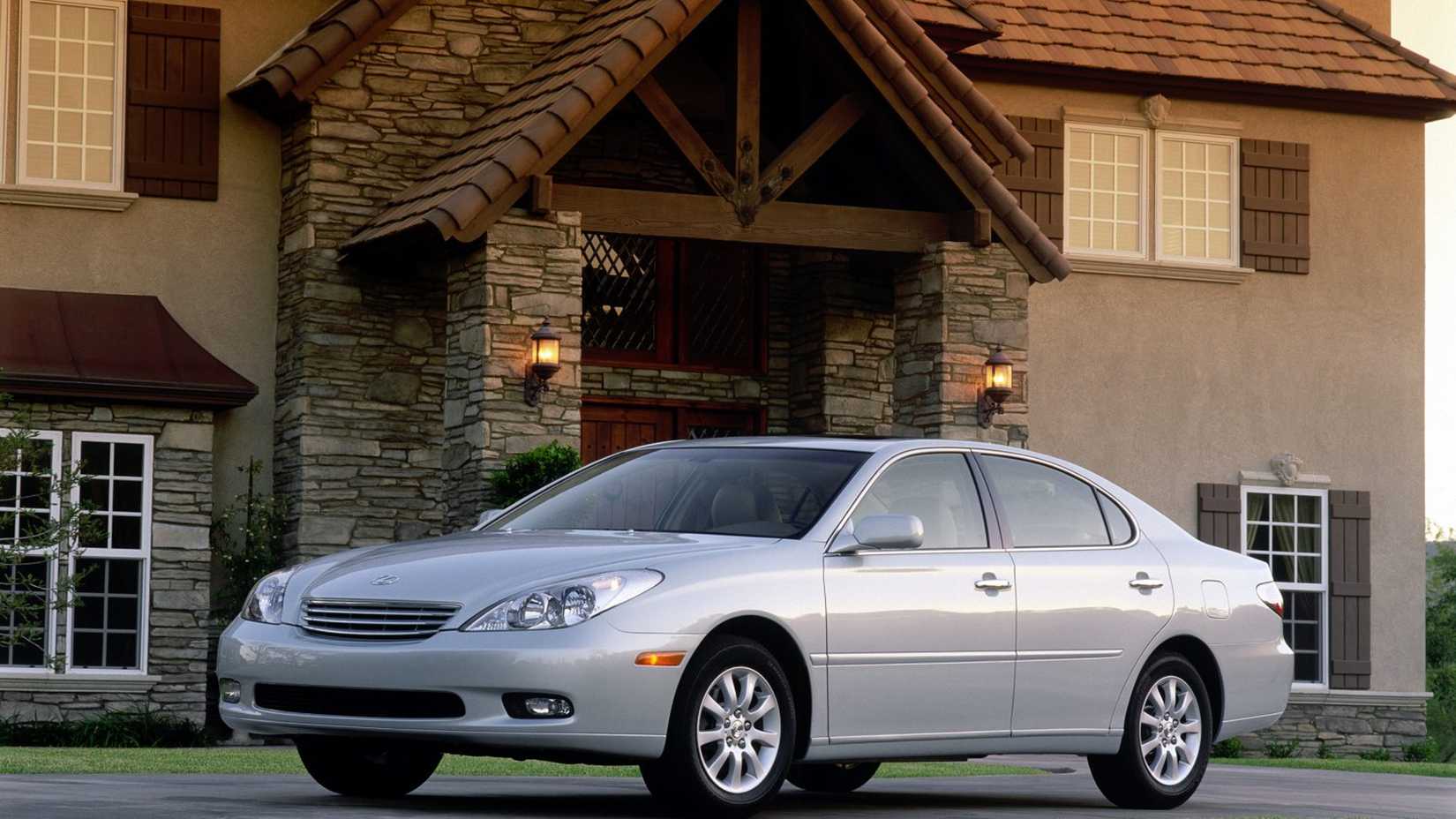 Cars With Unkillable Engines: Models Known To Run For Over 300,000 Miles