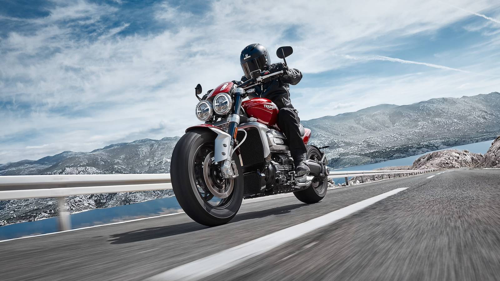 10 Speedy Touring Motorcycles That Can Eat Up A Ford Mustang GT